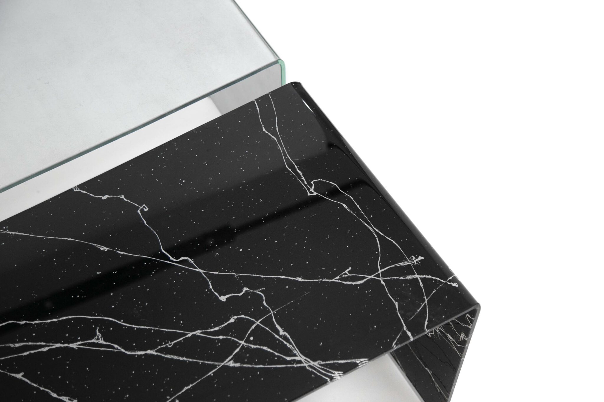 Glassisimo Diagonal | Ambiente Modern Furniture