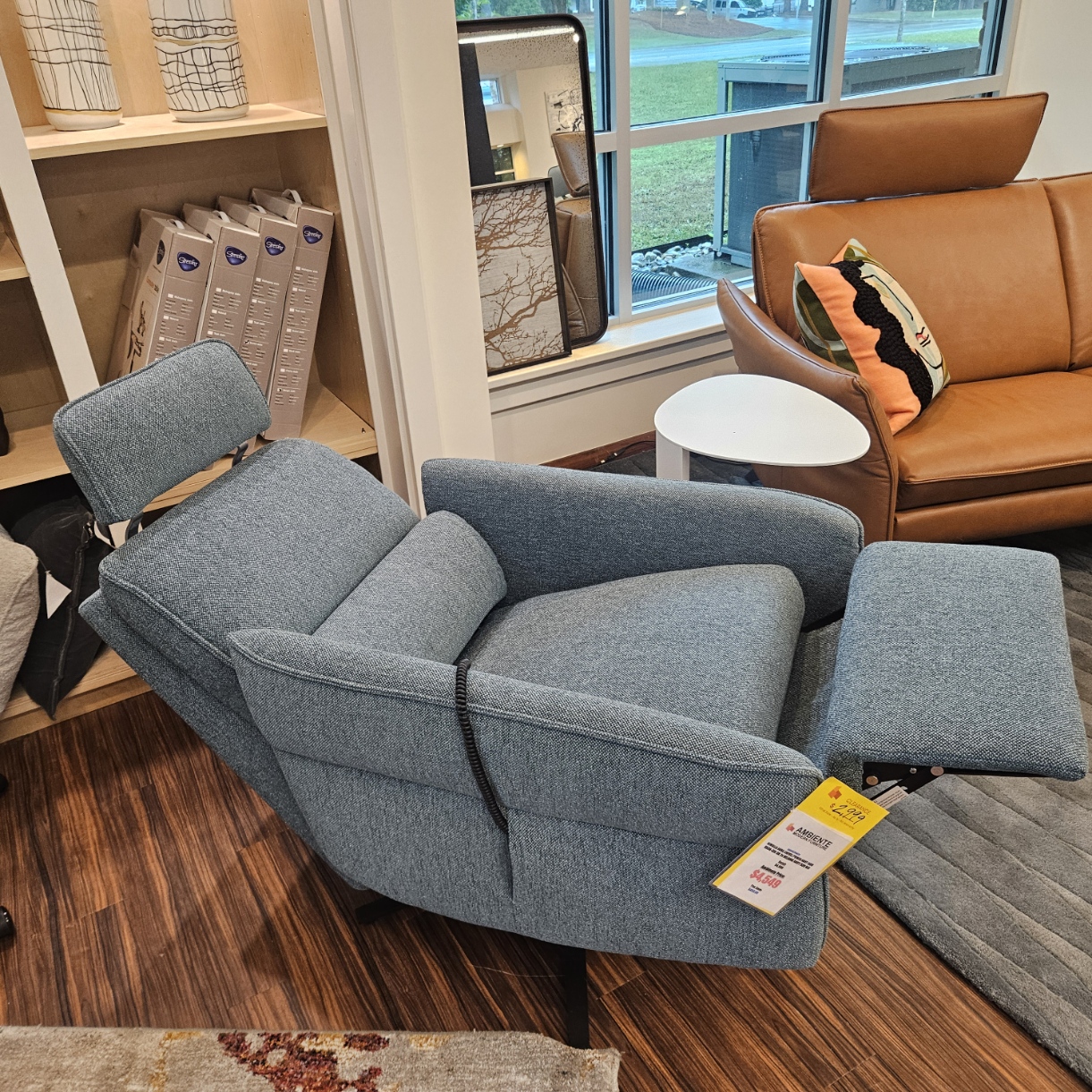 Himolla Aura Recliner | Ambiente Modern Furniture